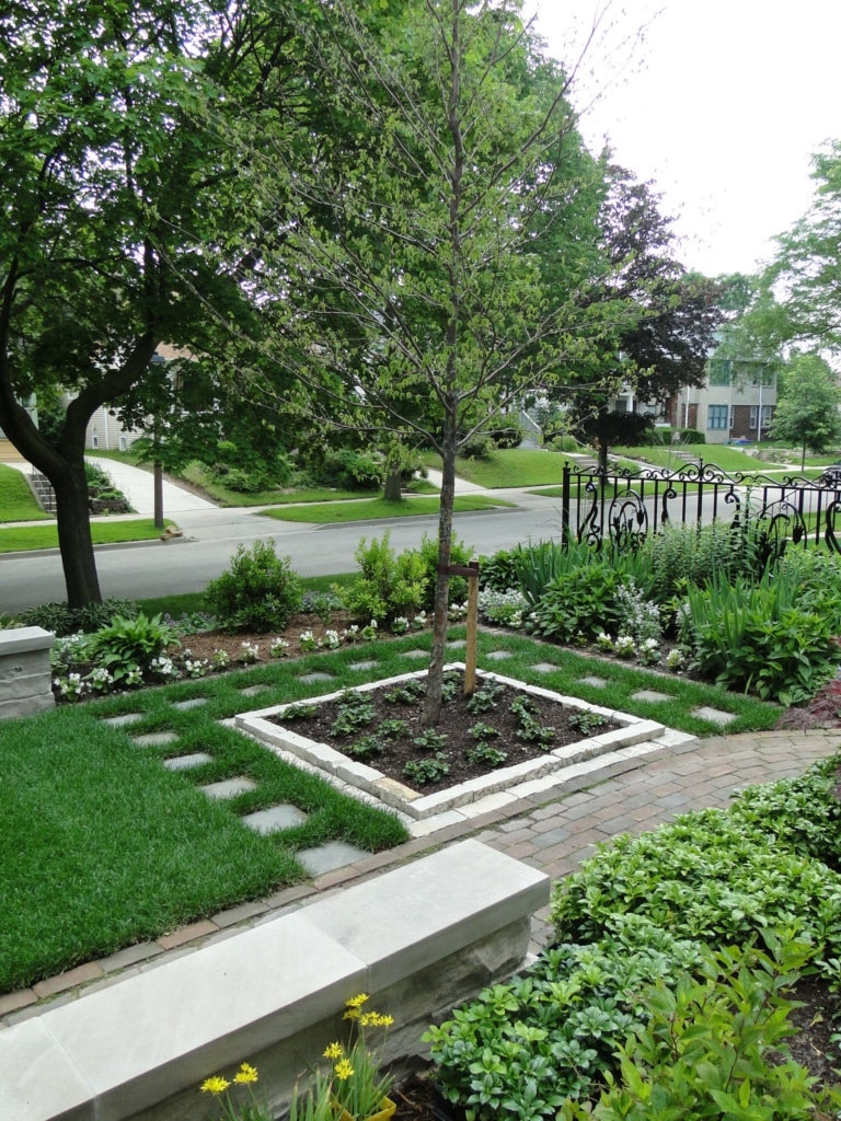 How to Achieve a Modern Landscaping Design Style | American Landscape